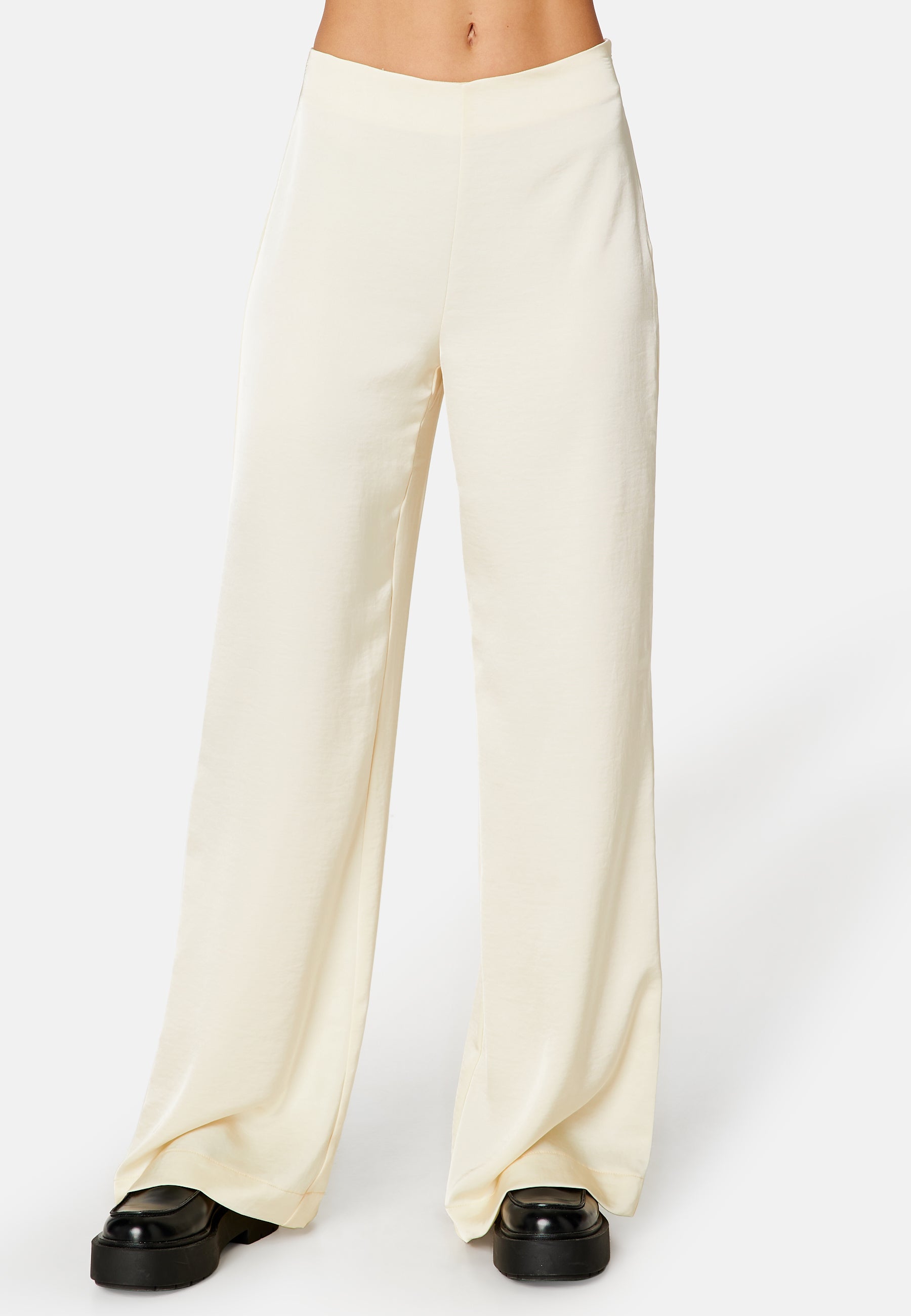 Vero moda – Felicia Mid Rise Pants – campaign-outlet – White